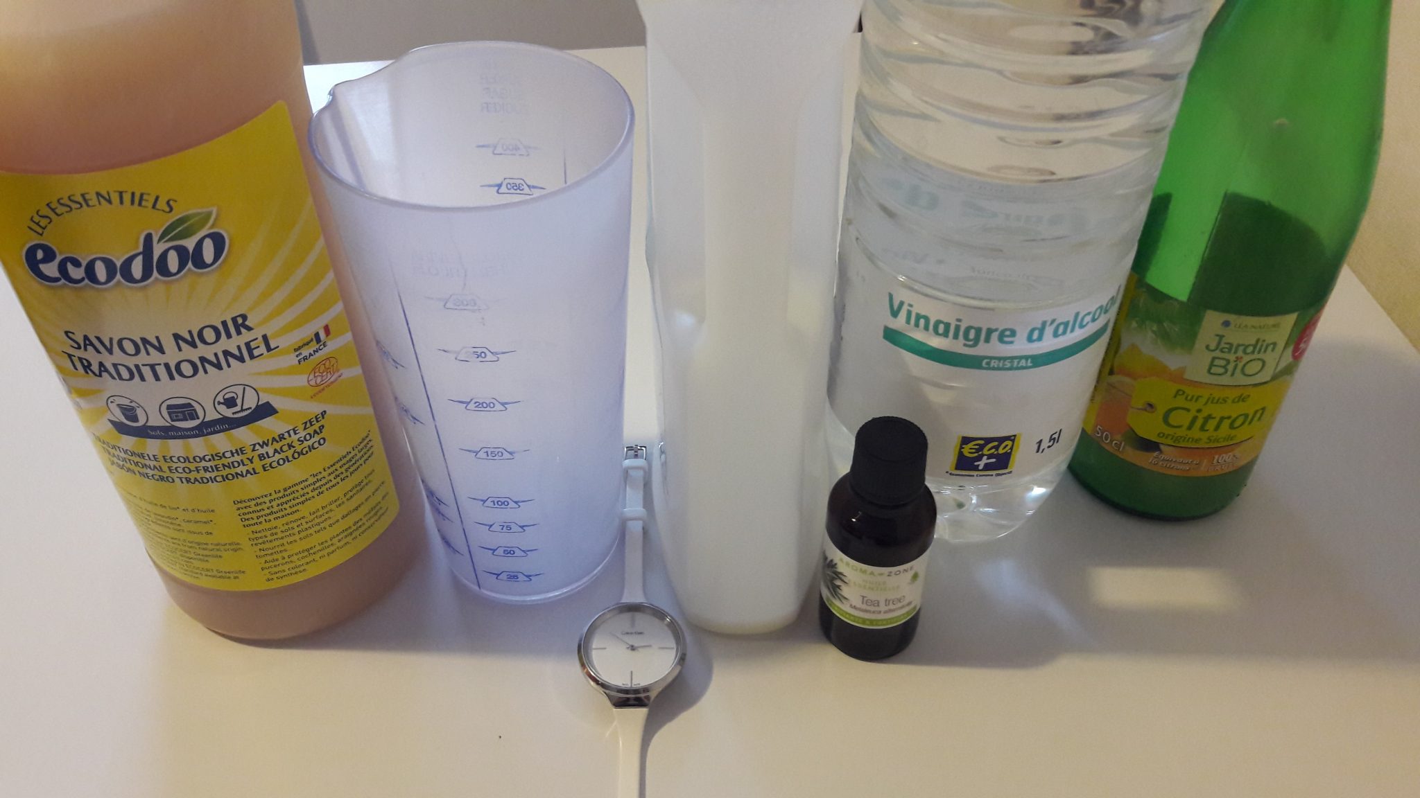 Recette de Produit ménager maison pour le sol - Helialys